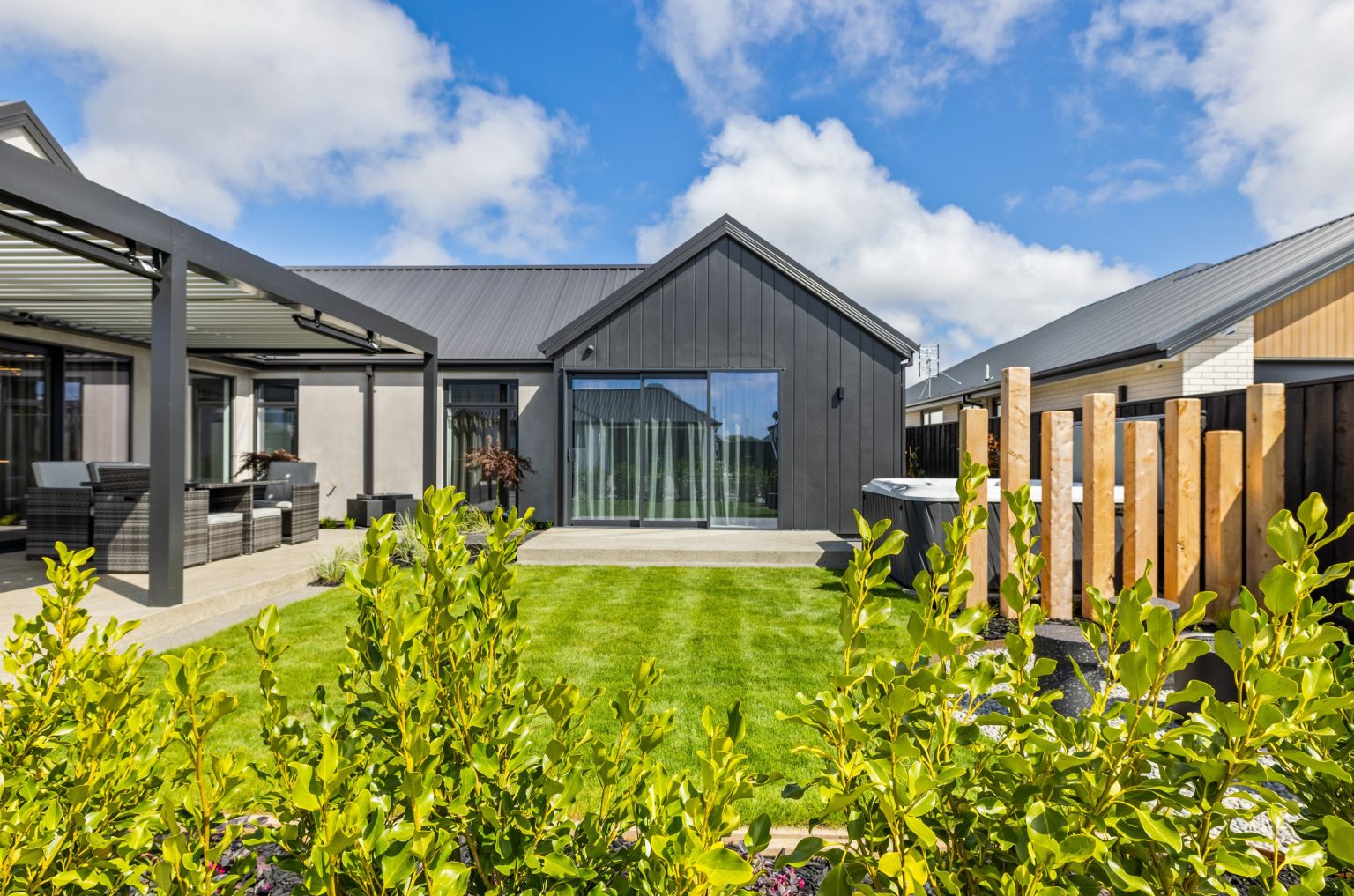 Modern Luxury, Made Personal: The Oakbridge Bespoke Build Journey ...